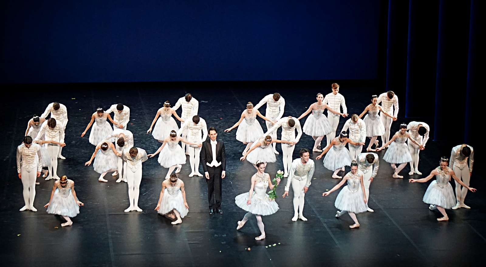 Staatsballett Berlin - Jewels - George Balanchine - Polina Semionova ...
