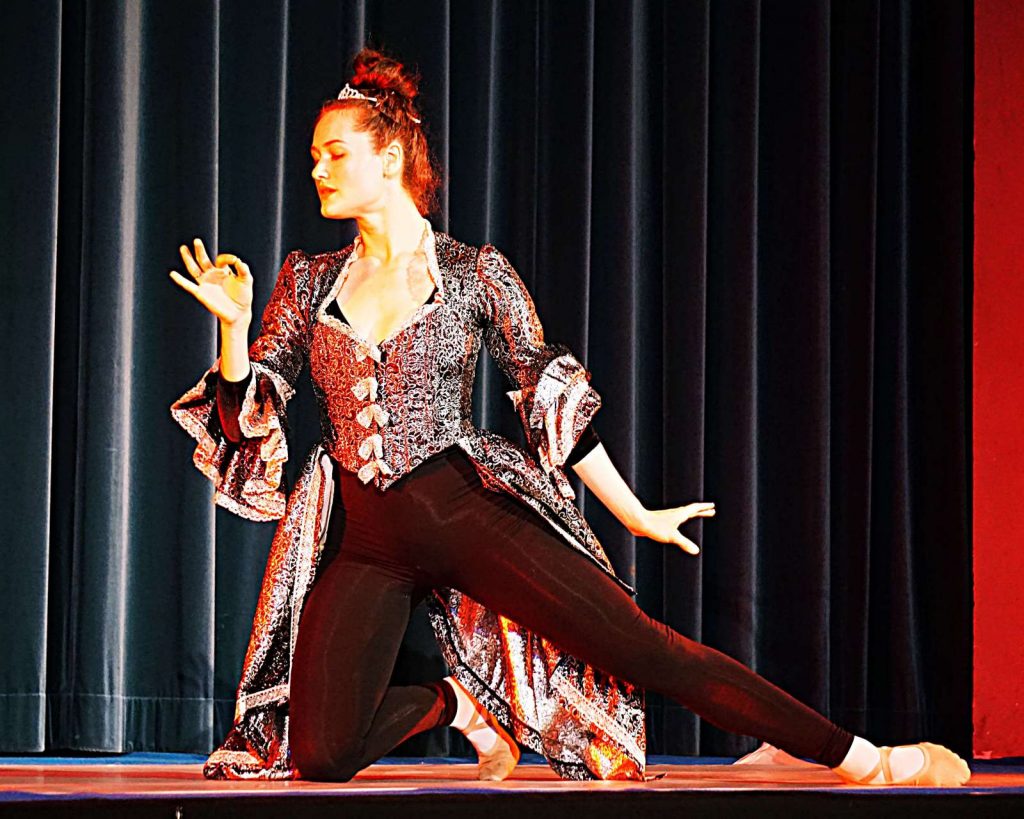 Babylon Berlin - Midnight Ballet - Laura Tiffany Schmid - Gisela ...