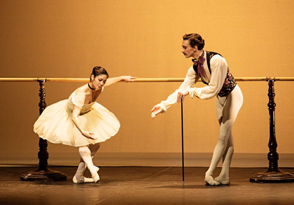 Hamburg Ballett - Der Nussknacker - John Neumeier - Ana Torrequebrada ...
