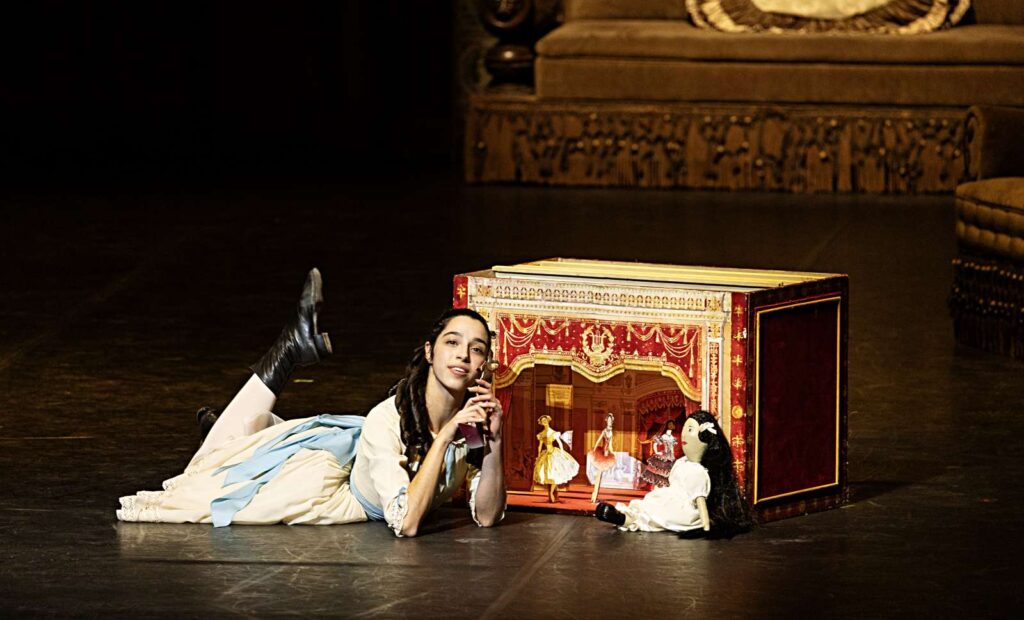 Hamburg Ballett - Der Nussknacker - John Neumeier - Ana Torrequebrada ...