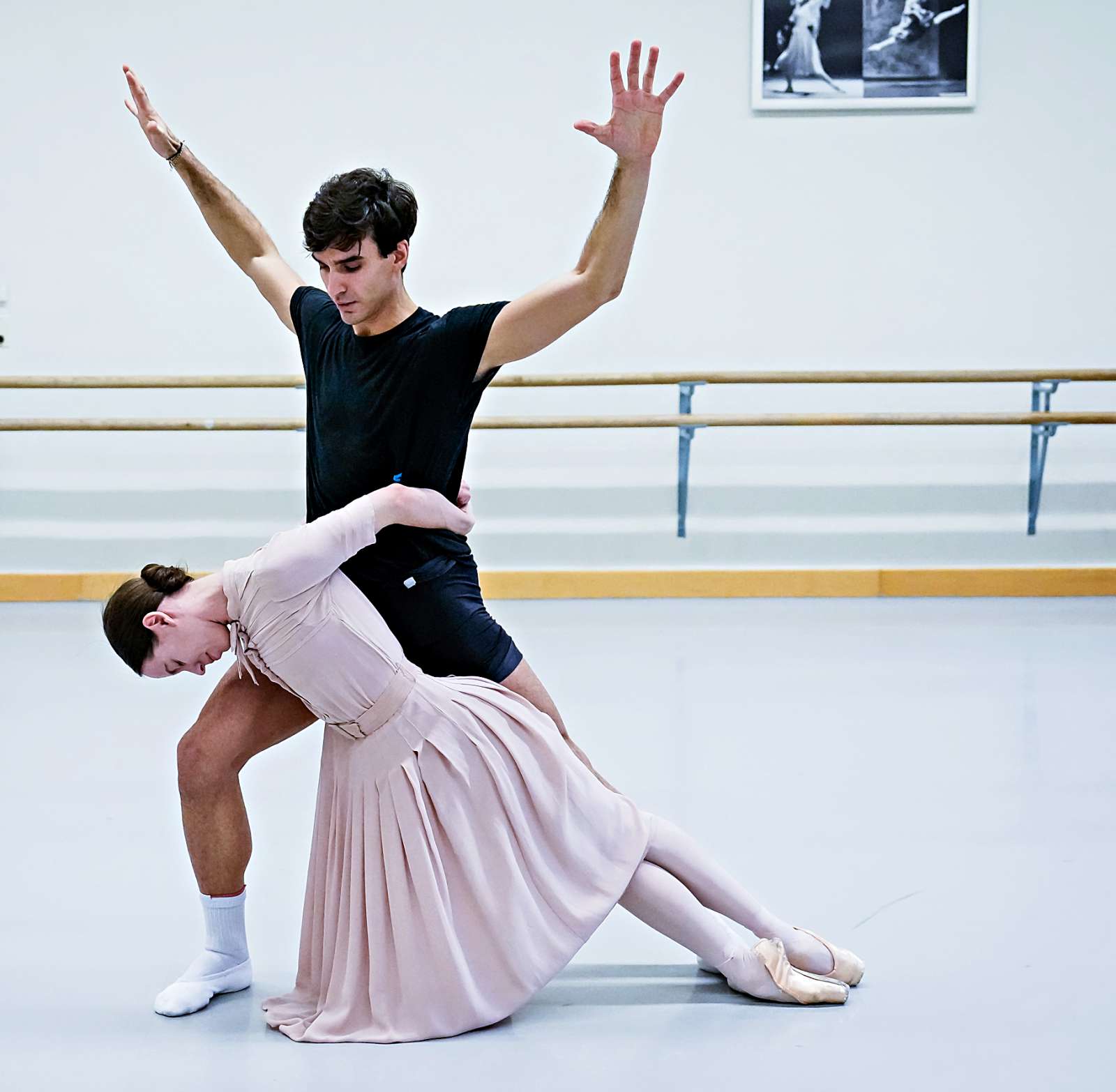 Stuttgarter Ballett - Mahler x drei Meister - Tamas Detrich - MacMillan ...